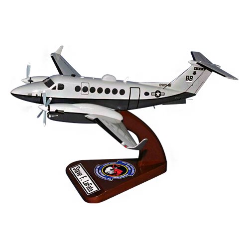 489 RS MC-12W Custom Airplane Model | Custom MC-12W Project Liberty ...