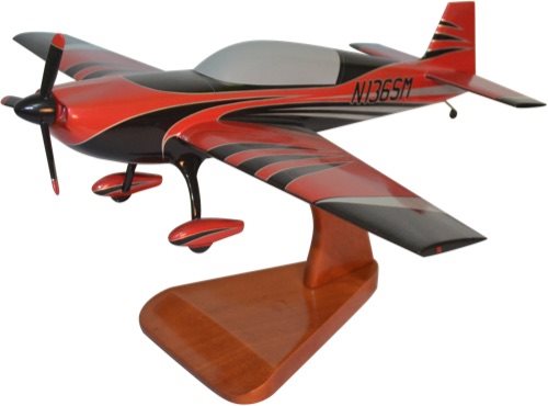 Aircraft Models | Custom Wooden Airplane Desktop Models